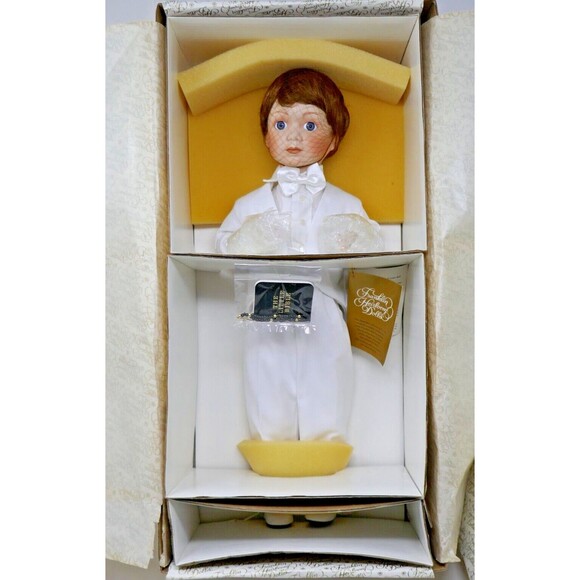 Franklin Mint | Toys | Franklin Mint Heirloom Peter First Holy ...